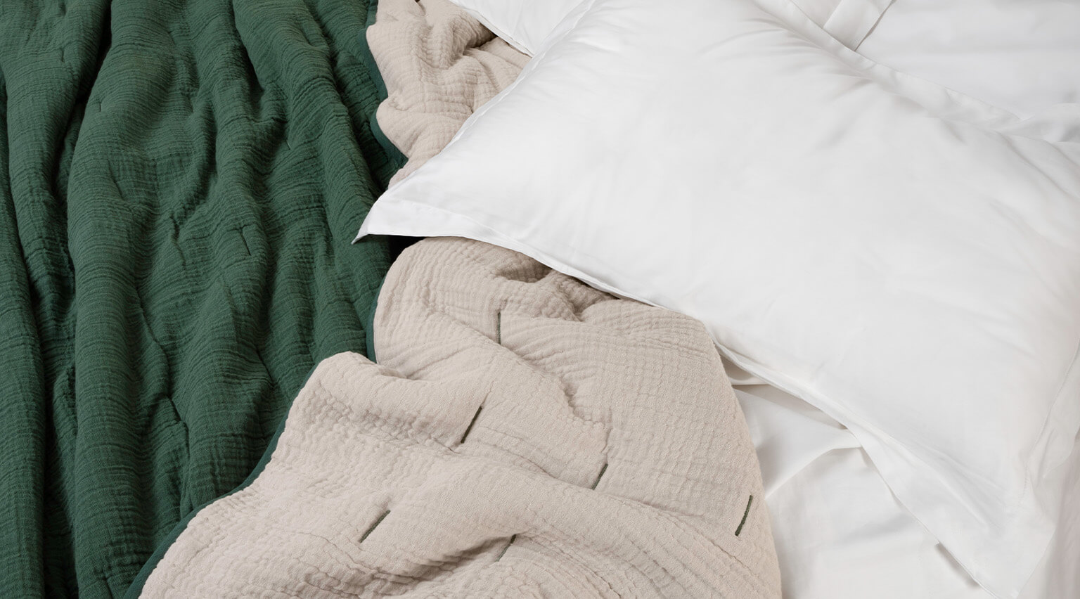 Lightweight Saatva Aero Quilt | Saatva